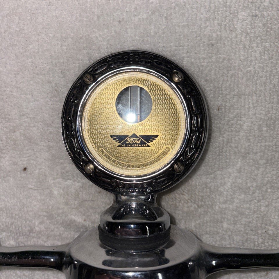 Vintage Ford Model T Radiator Cap/Chrome Boyce MotoMeter, Wreath Rim ...