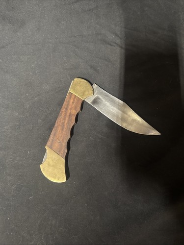Buck Style Pocket Knife With One Blade. Made In Pakistan. Wood And ...