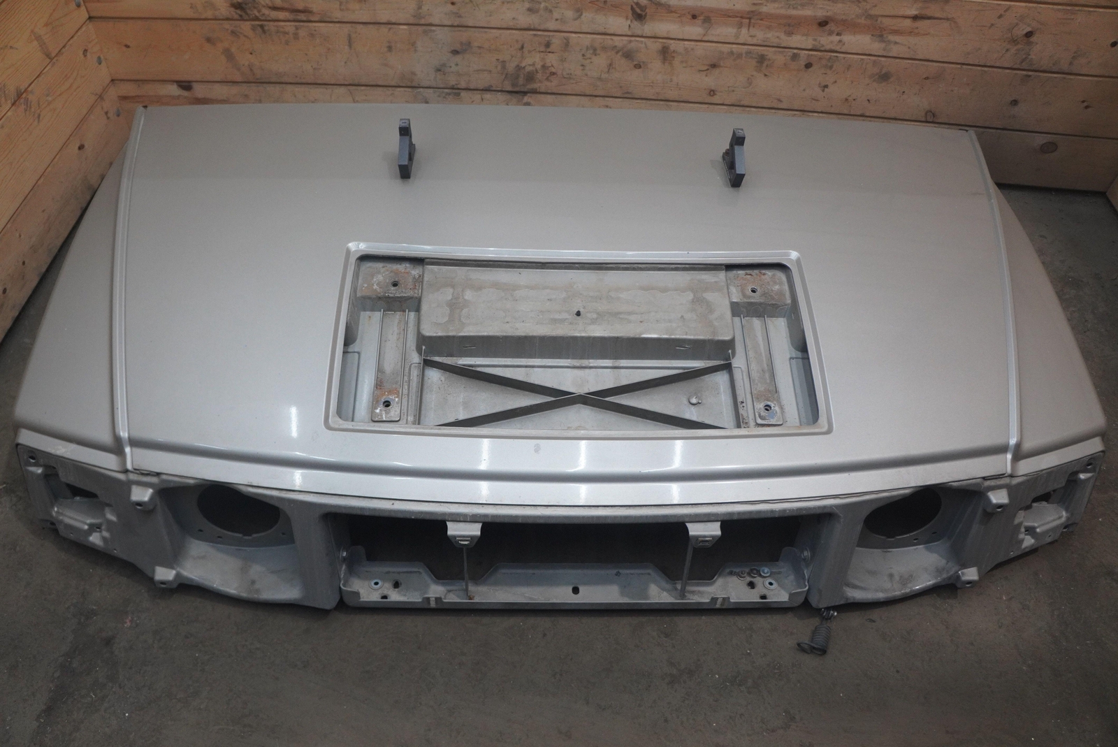 2003 - 2007 Hummer H2 Hood Bonet Brown Paint Code 18 OEM 19352090 for ...