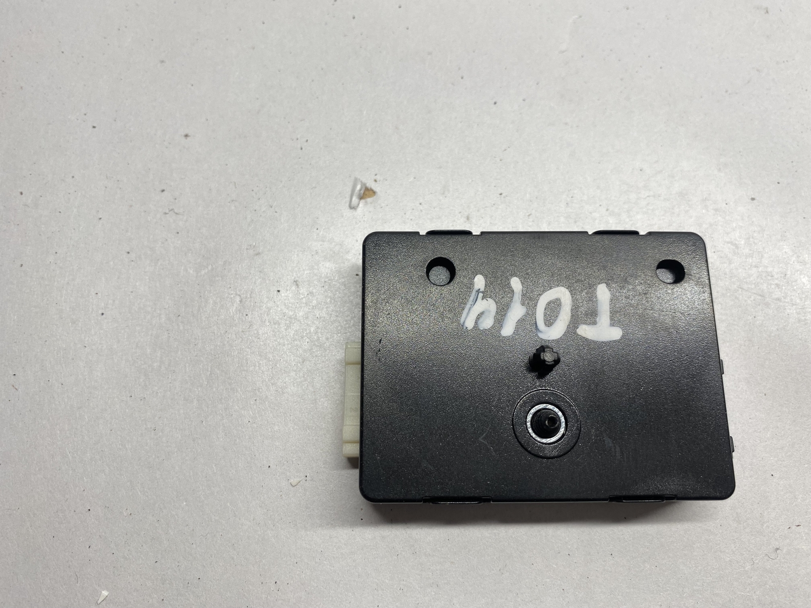 BMW X3 F25 Bootlid Aerial Antenna Amplifier Unit Module 9202996 2011 ...