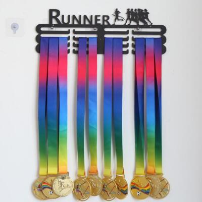 Display Your Achievement Medal Hanger Rack for Awards and Ribbons Lot U ...