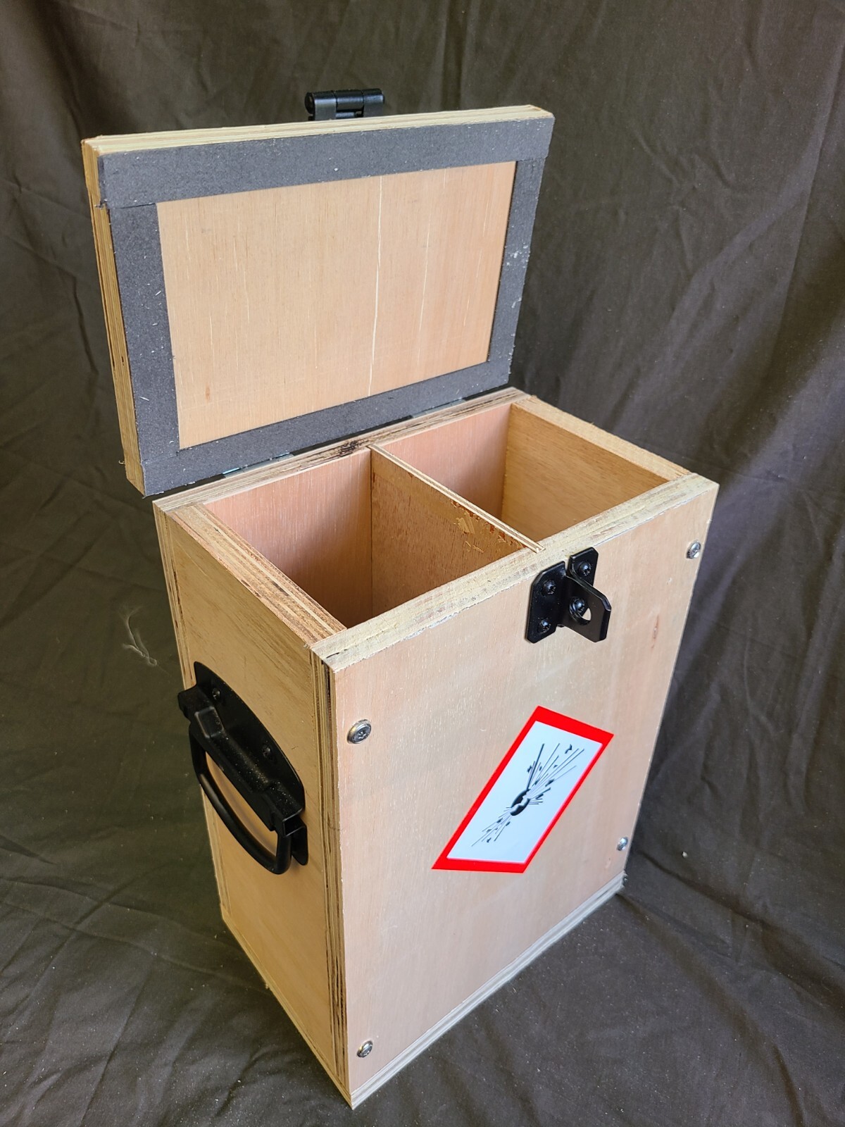 Blackpowder Gunpowder 1kg Double Bottle Powder Storage Box | eBay