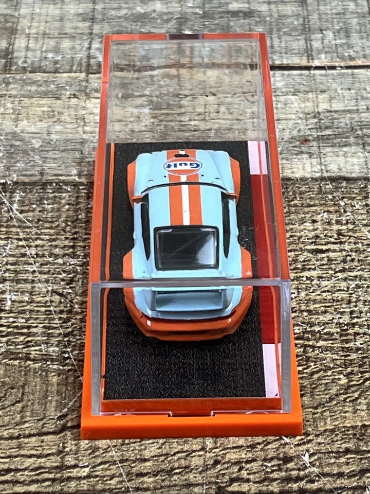Hot Wheels Collectors/Red Line Club HWC/RLC Gulf Porsche 993 GT2, 4571/ ...