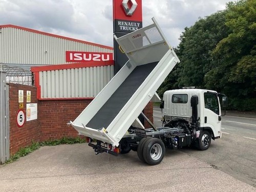 NEW ISUZU GRAFTER STEEL TIPPER/TIPPING BODY N35.125T SWB - £31997+ Vat ...