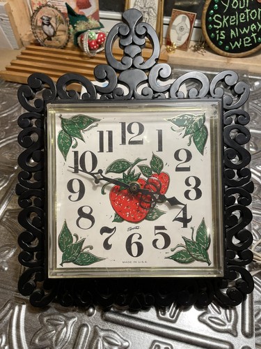 Vintage Black spartus Strawberry Patterned Kitchen Working Wall Clock ...