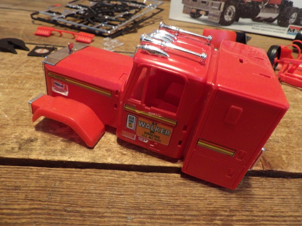 VINTAGE MONOGRAM SNAP TITE PLASTIC MODEL GMC GENERAL KIT - JUNKYARD ...