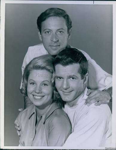 1964 90 Bristol Court Joyce Bulifant Don Galloway Nbc Photo 7X9 | eBay
