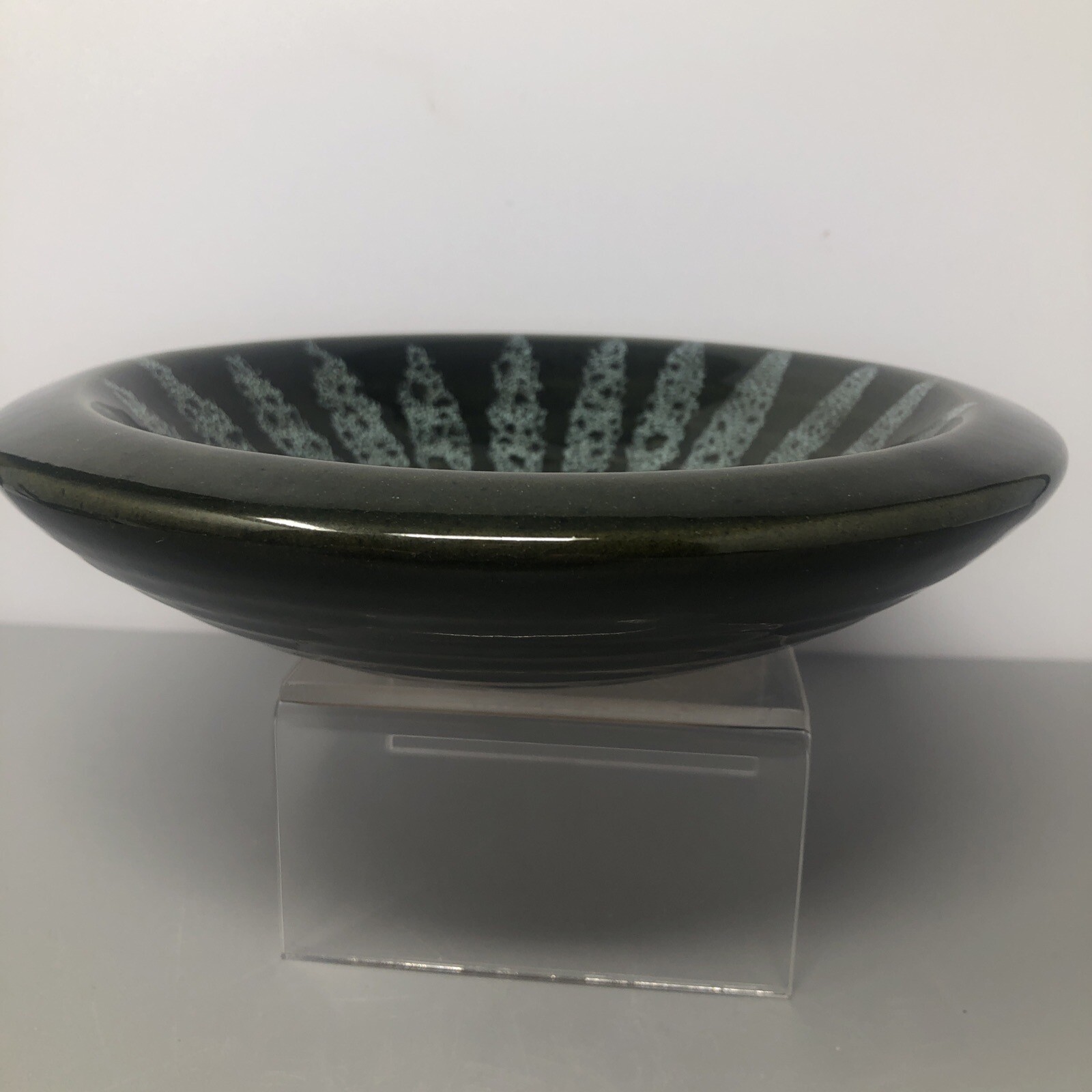 Michael Skipwith For Lotus Pottery, Devon 1970’s heavy Dish 20cm #1021 ...