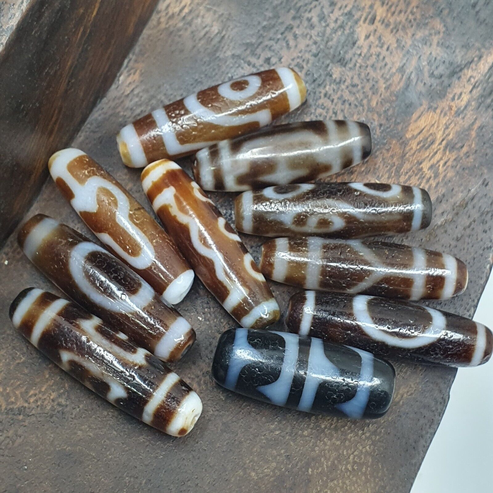 Lot 10 Tibetan Unique patterns Eyes Agate stone Dzi Bead Amulet L10P | eBay