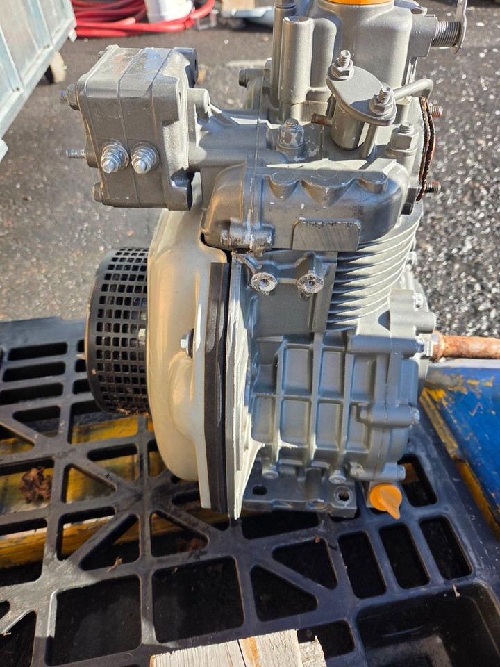 (Two) Single Cylinder Diesel Motors Yanmar L70AE-DEGFRTC Brand New ...