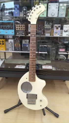 Fernandes Zo-3 Digi-Zo Guitar With Built-In Amplifier Safe delivery ...