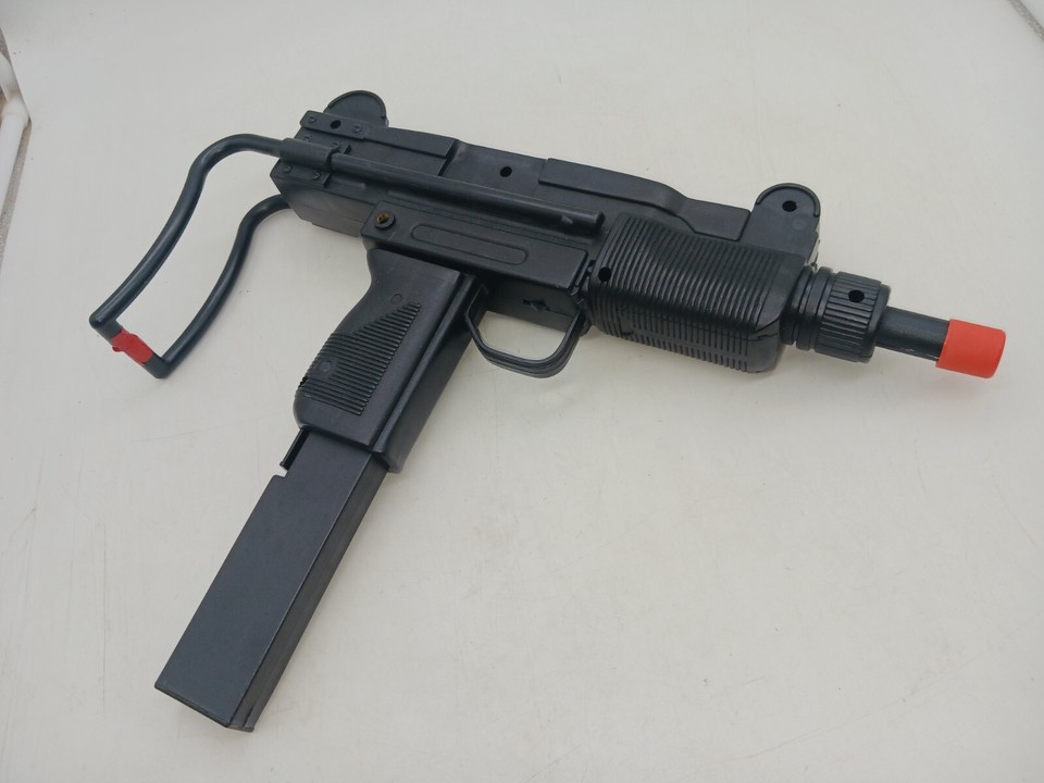 Vintage 1980s Larami Toy Gun LOT Motorized Water Guns UZI cap Gun ...