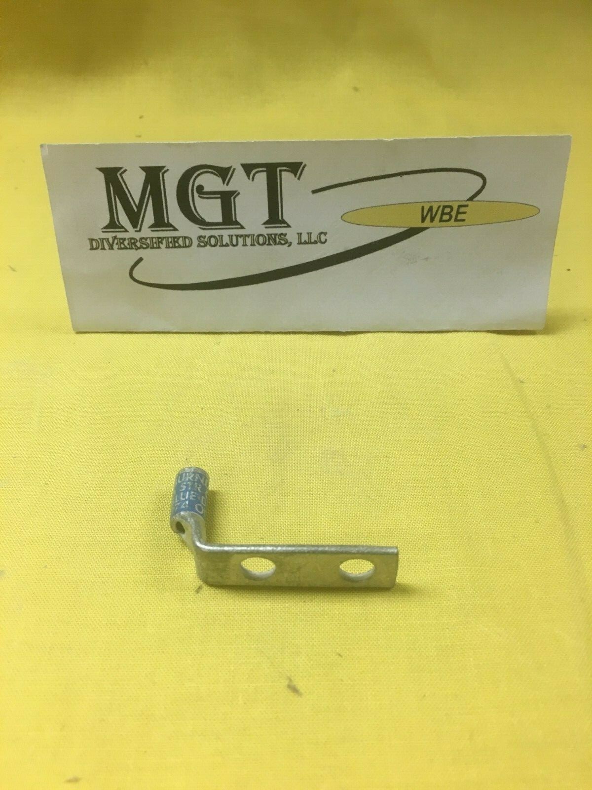 Burndy/ YA6CL2TC14E2-90 / # 6 AWG, STRD, 2 H, 1/4" STUD, 3/4" CENTER ...