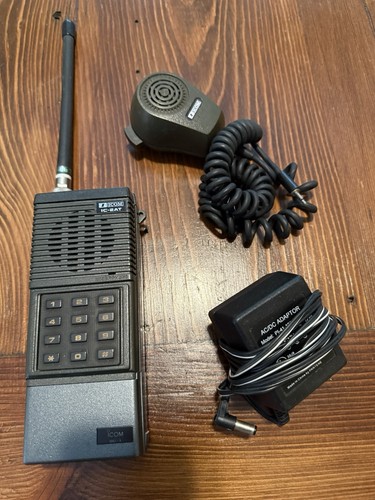ICOM IC-2AT FM Transceiver Radio w/ original microphone + power supply ...