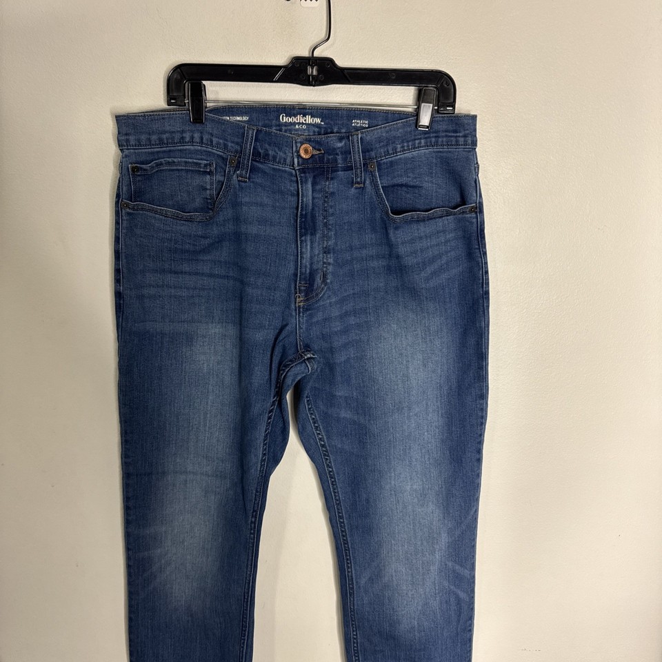 Goodfellow Jeans Mens 34x30 Blue Athletic Straight Med Wash TruTemp 365 ...