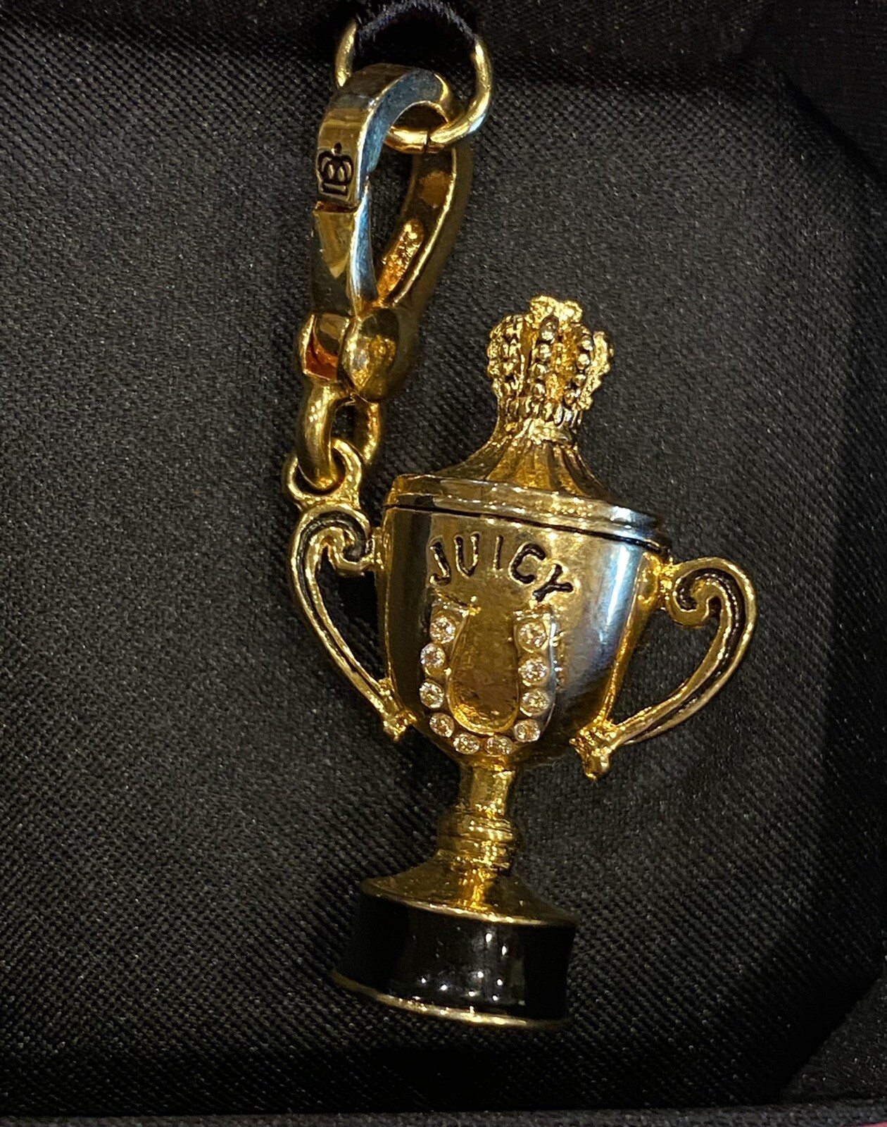 VERY RARE JUICY COUTURE GOLD TROPHY CHARM - Gem