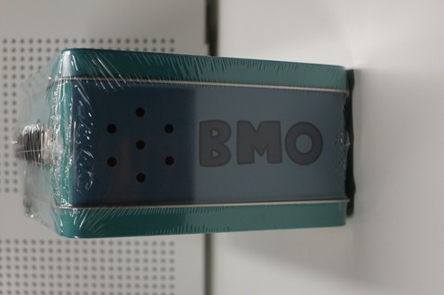 ADVENTURE TIME BMO LUNCH BOX KIT - ENTERTAINMENT EARTH CONVENTION ...