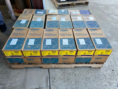 Square D H361N 30 Amp 600 VAC/DC 3 Pole NEMA 1 20HP Fusible Safety ...