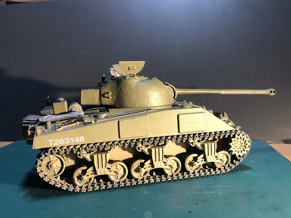 1:35 scale WW2 Allied army Sherman Mk IC Firefly tank, Built and ...