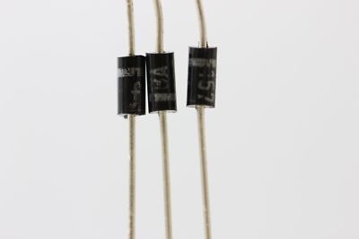BA157 FAIRCHILD DIODE NOS (ancien stock neuf) 1 pièce. C395U1879F060614 ...