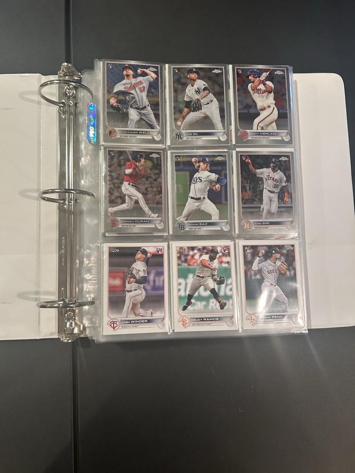 285 Multi-Sport Rookie Card Binder (MLB, NFL, NBA) Rated Rookie + More ...