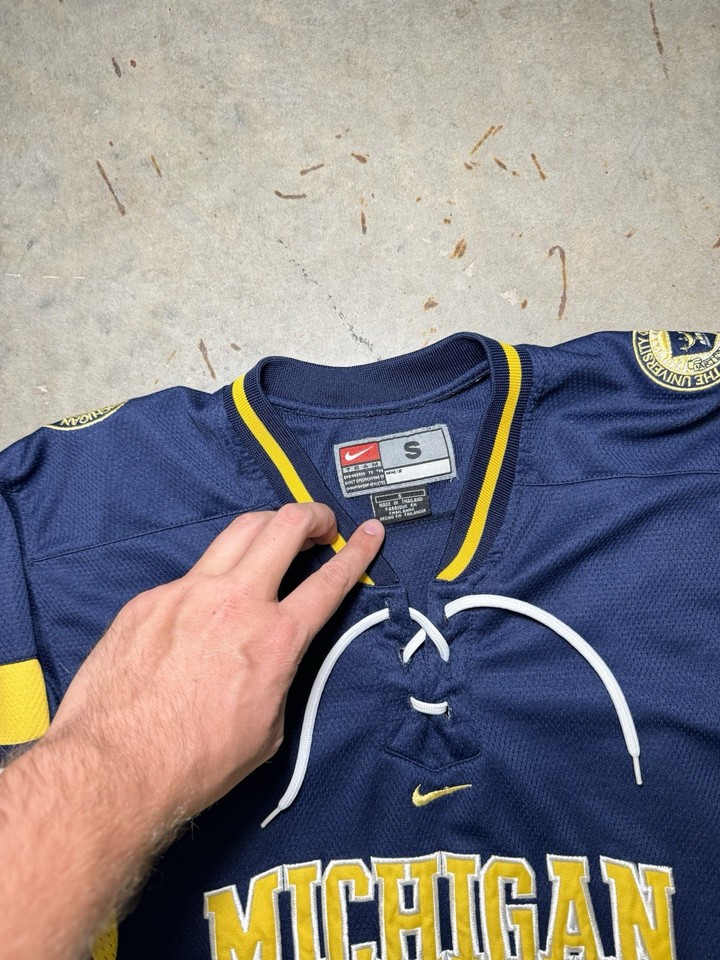 Vintage Team Nike Michigan State Wolverines Hockey Jersey Center Swoosh ...