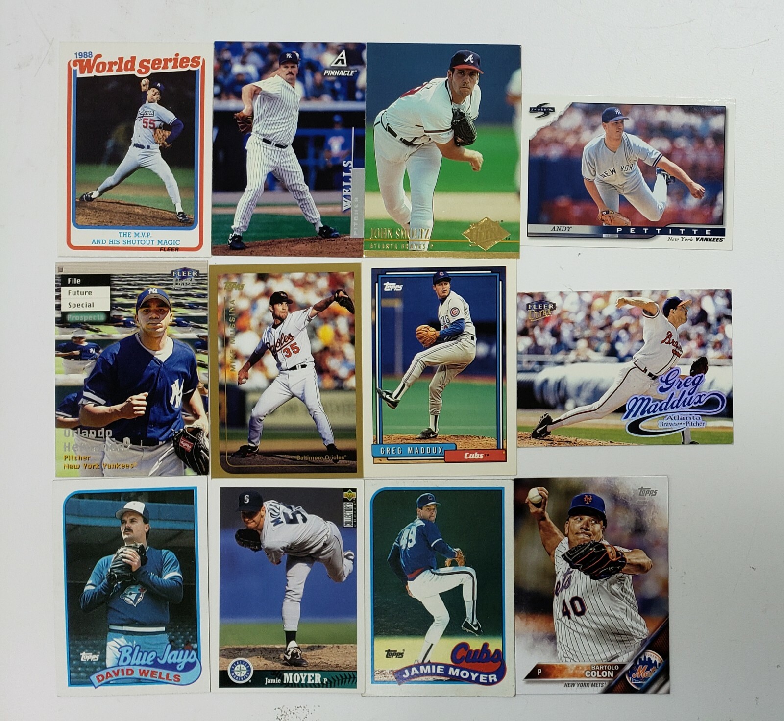Lot of 12 Great Location Pitchers MLB Trading Cards: Wells, Smoltz, and ...