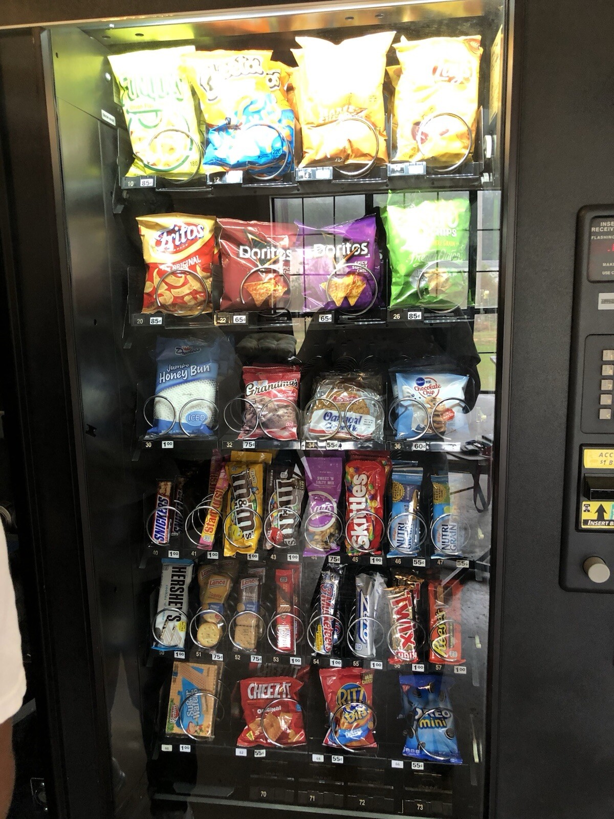 3 AP 123 Model Snack Machine Credit Card Assessable Ready. | eBay