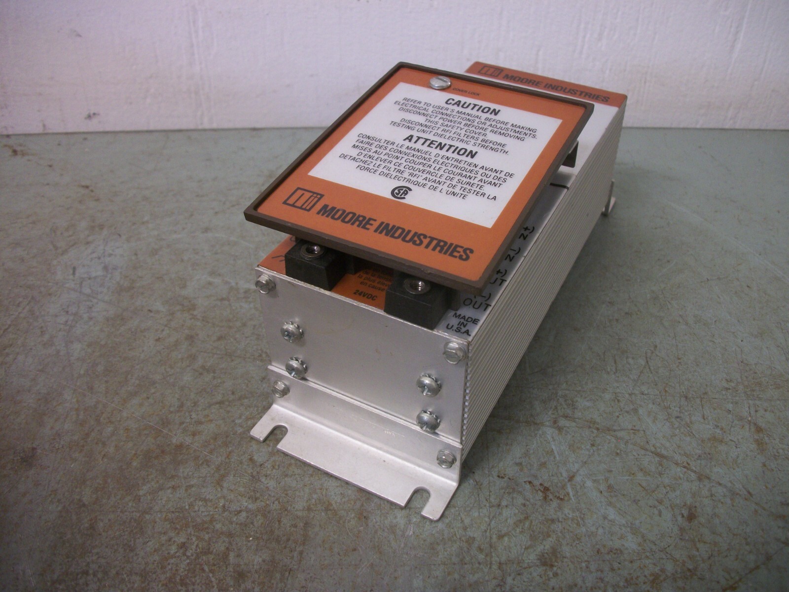 MOORE INDUSTRIES SRT SQUARE ROOT TRANSMITTER SRT/4-20MA/4-20MA/24DC NOB ...