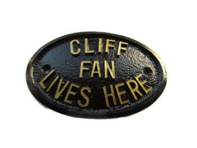 Cliff Fan Lives Here Cliff Richard Wall Sign Plaque Black With Gold ...
