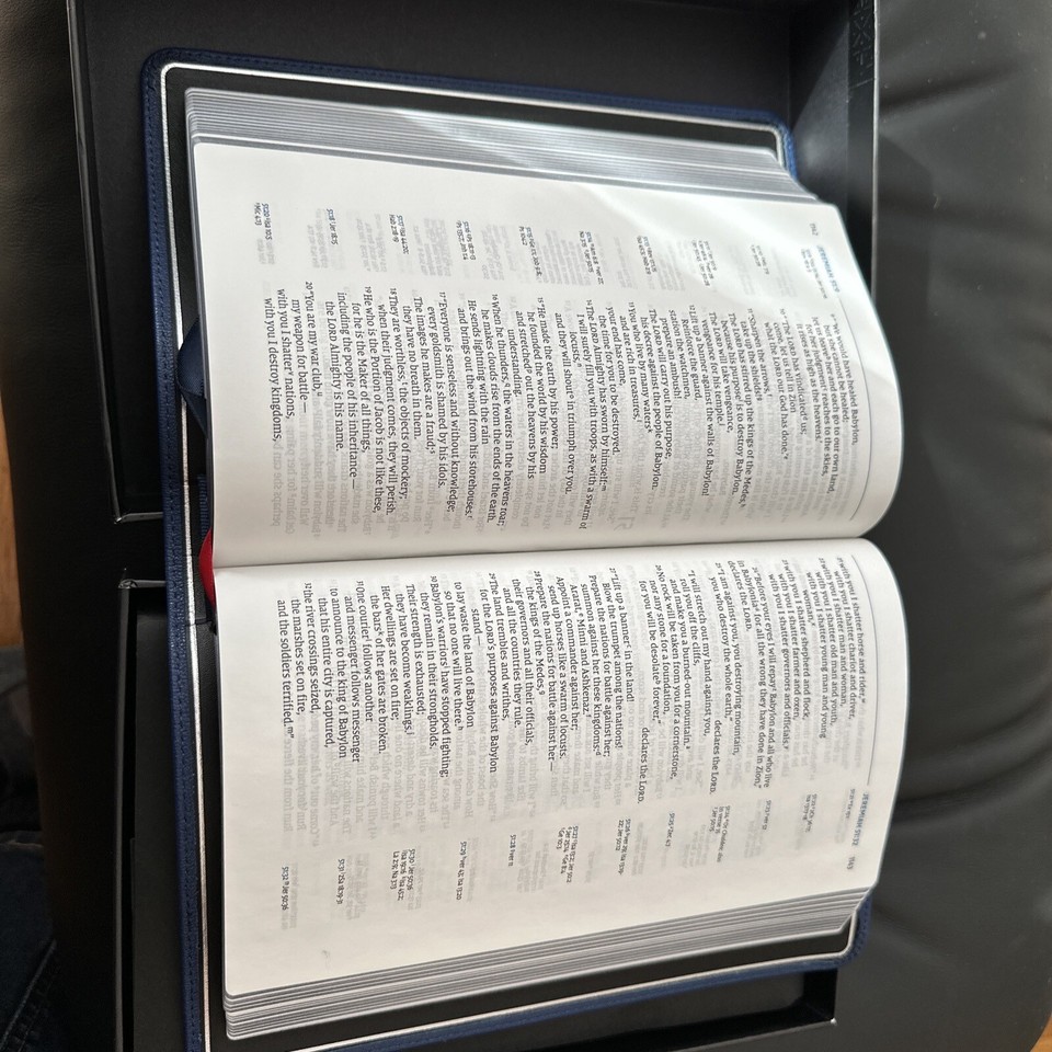 NIV Single Column Ref Wide Margin Personal Bible -$229.99 Retail Blue ...