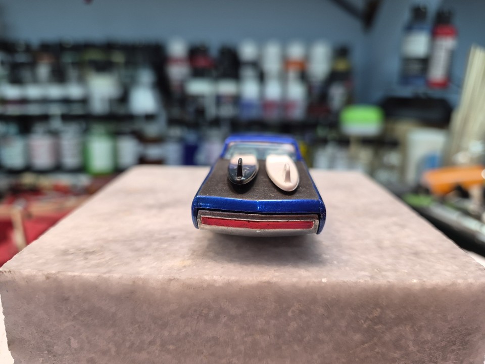 Hot Wheels Redline Restored Deora Spectraflame Blue, White Interior. HK ...