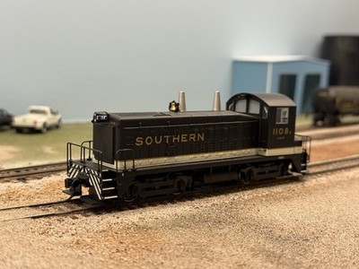 Broadway Limited Imports HO Scale SW7 Southern #1108 W/ Paragon 4 Sound ...