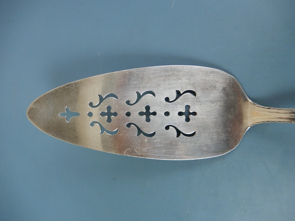 ROSEANNE 1938 Wallace Brothers Knickerbocker Plate AA. Pierce Cake ...