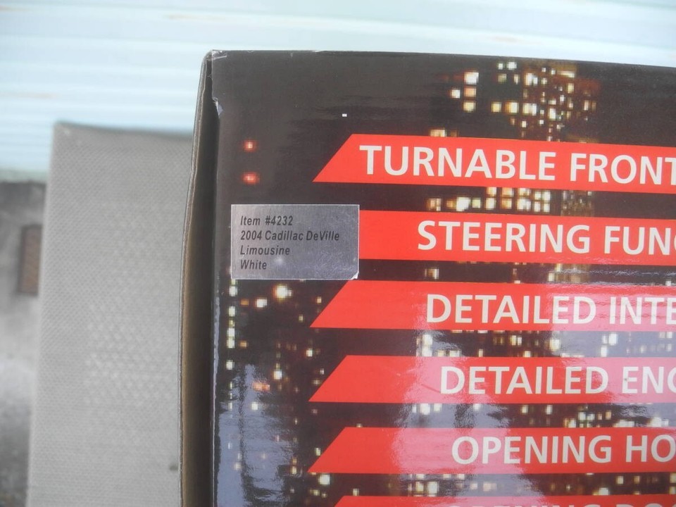 [Box Damaged] 1/18 SUNSTAR 4232 2004 Cadillac Deville Sedan Limo ...