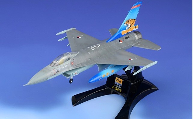 Easy model MRC 1/72 F-16A J-004 NTAF "TIGER MEET" #37126 📌USA📌 | eBay