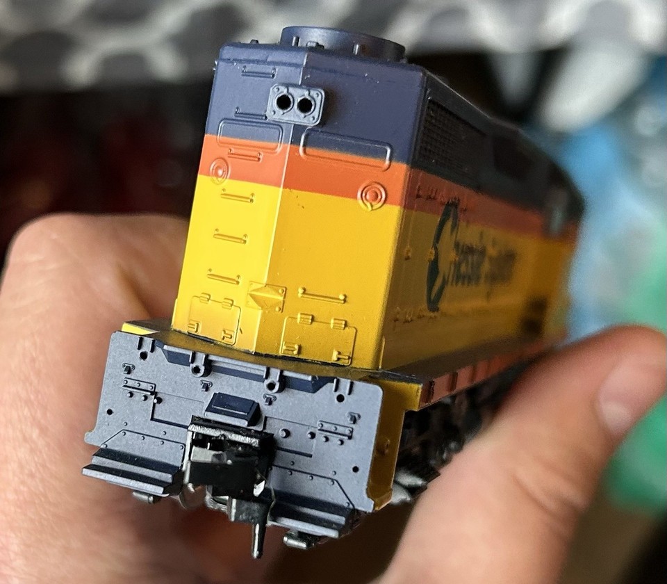 Athearn HO Scale GP35 Baltimore & Ohio B&O Chessie System Diesel ...