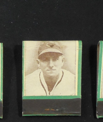 1937 Diamond Chicago Cubs COMPLETE UNUSED match book Frank Demaree ...