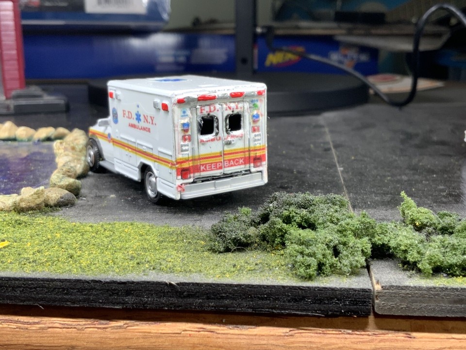 PRICE DROP! Matchbox Working Rigs Customized FDNY Ambulance | eBay