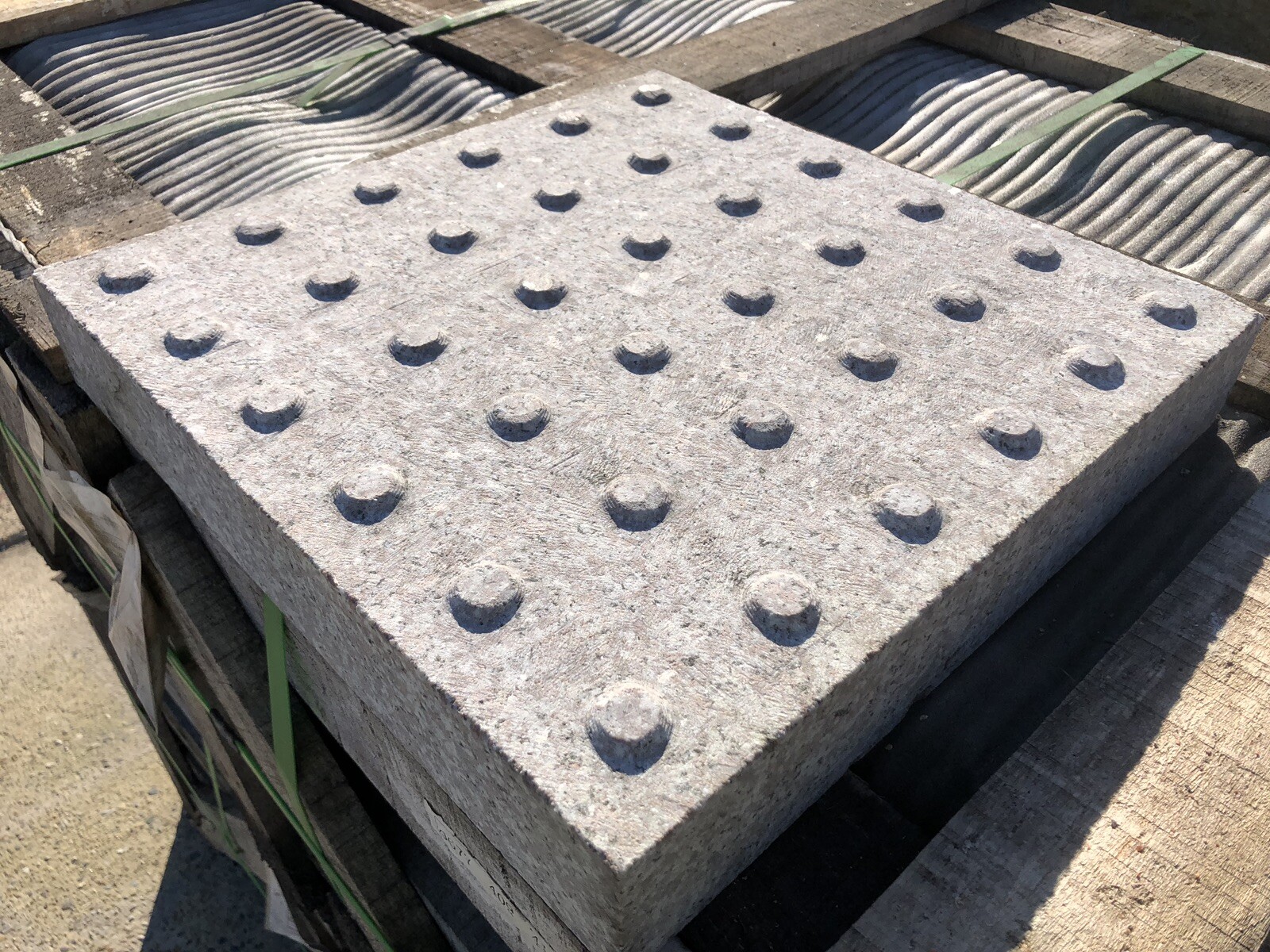 10 x Dimple Pink Granite Paving , Drive , Patio, Path Wall Rumble Strip ...