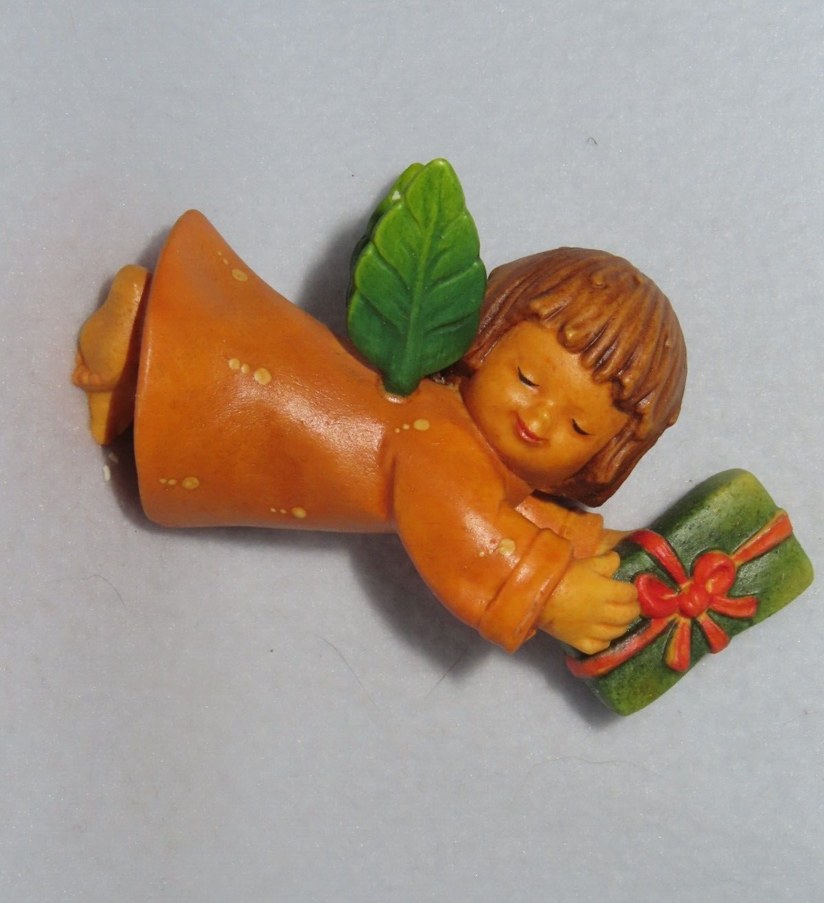 Anri Toriart Angel With Gift Ferrandiz 3.75" Ornament Italy | eBay