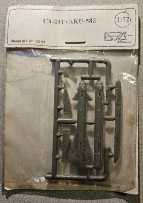 VES 1/72 Ch-29T KH-29T Kedge + AKU-58E Air-to-Ground Missile w/TV ...