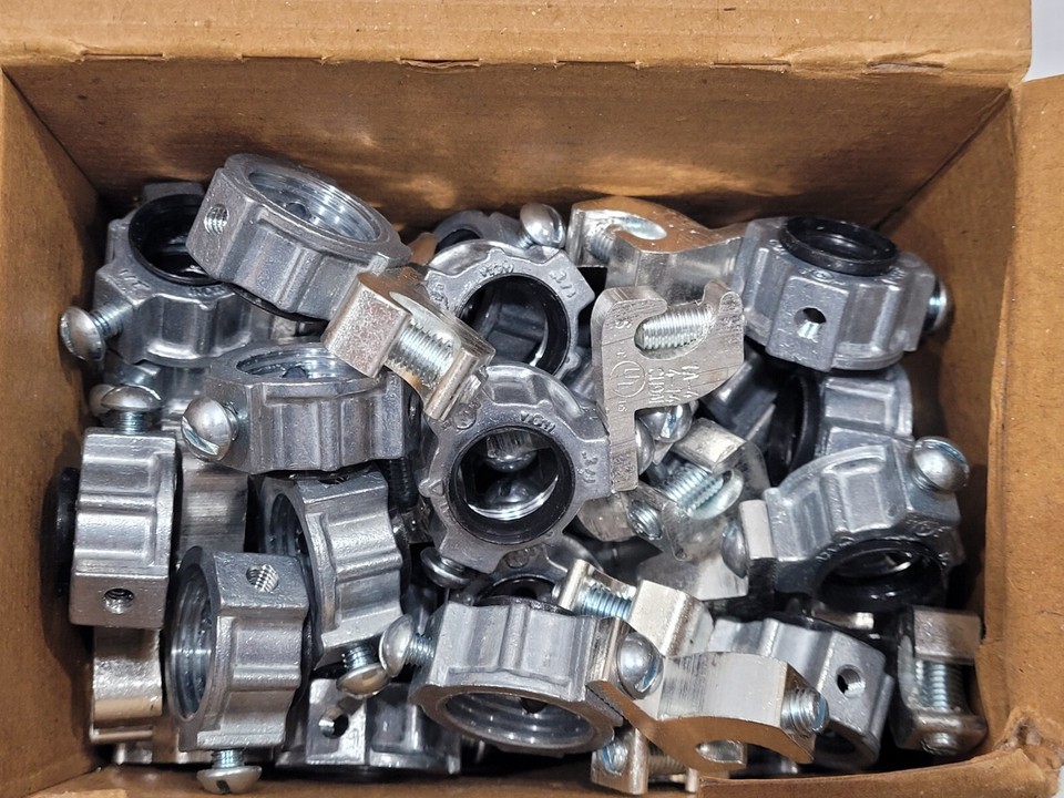 50 pcs. 1/2" Insulated Ground Bushings with Lay-In Lug Electrical ...