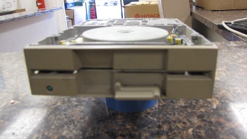 Vintage Toshiba 6881D0F 02 REV A External Floppy Drive - Beige - BX42 ...