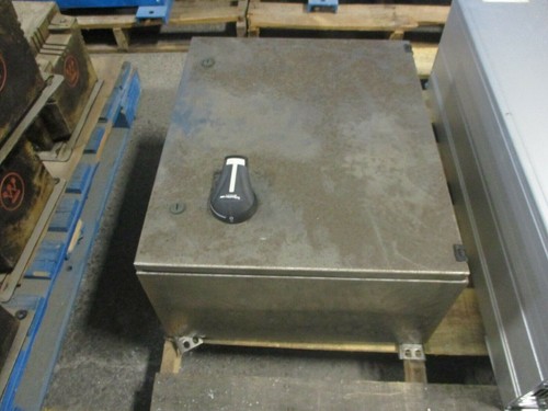 Schneider Electric Stainless Steel Enclosed Disconnect Switch GS1DDU3 ...