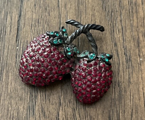 Vintage Signed Weiss Red Green Rhinestone Fruit Strawberry Brooch Pin ...