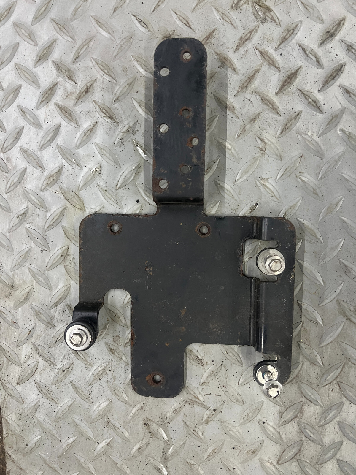 Mercruiser 5.0 MPI V8 # 863424 ECU ECM Computer Bracket WITH Bolts for ...