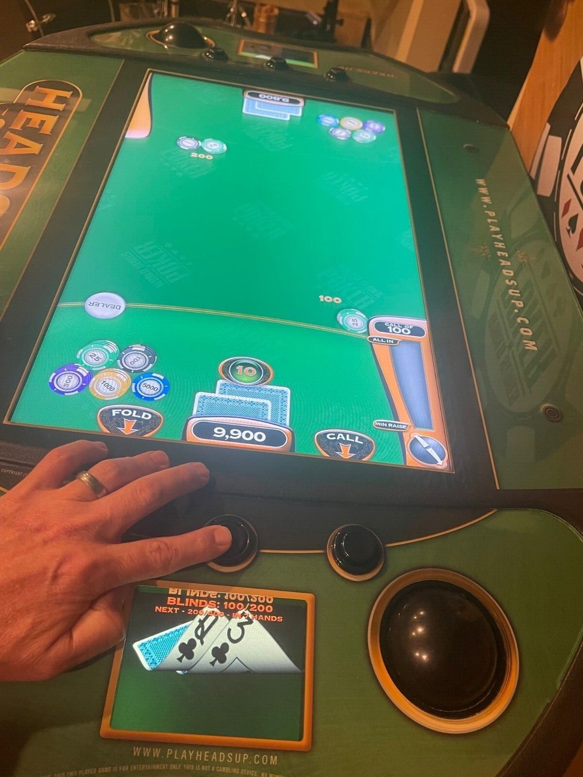 Heads up Texas Holdem Poker Machine/Arcade by Pokertek with 4 Screen ...