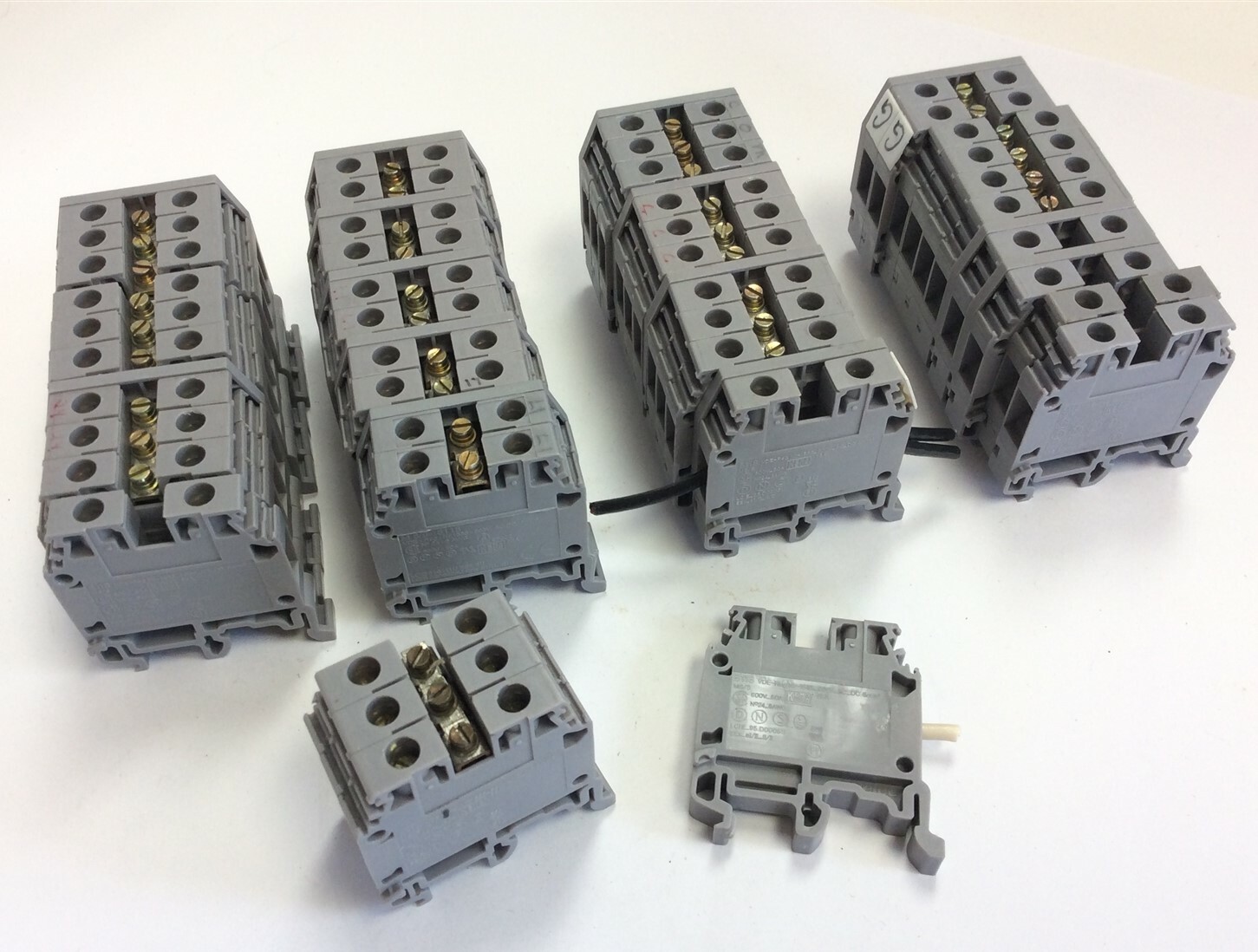 Lot of 44 Entrelec M6/8 5118 Screw Terminal Blocks 2-Conductor 600V 50A ...