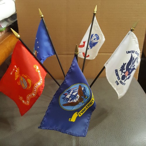 United States Military Mini Desk Flag set, Plastic pole Sewn Edge ...